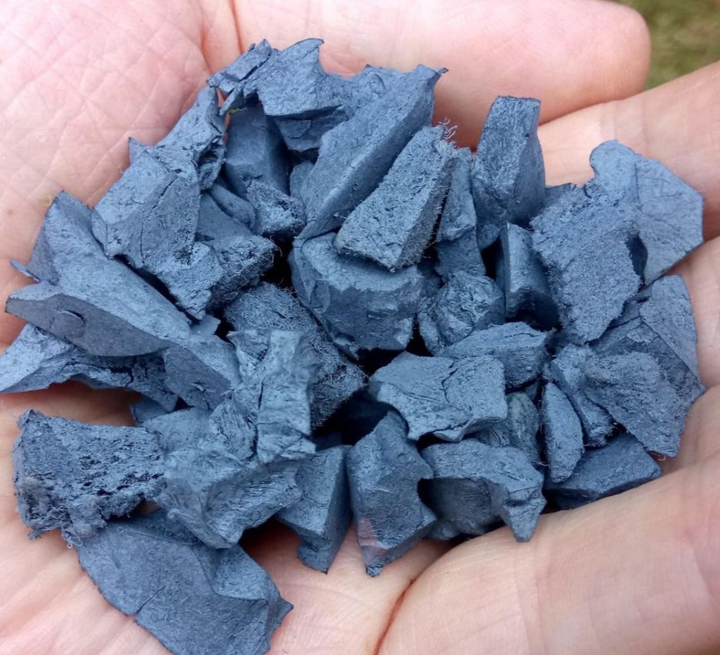 Premium Slate Grey Rubber Chippings - 100kg Bags for 5m² Coverage